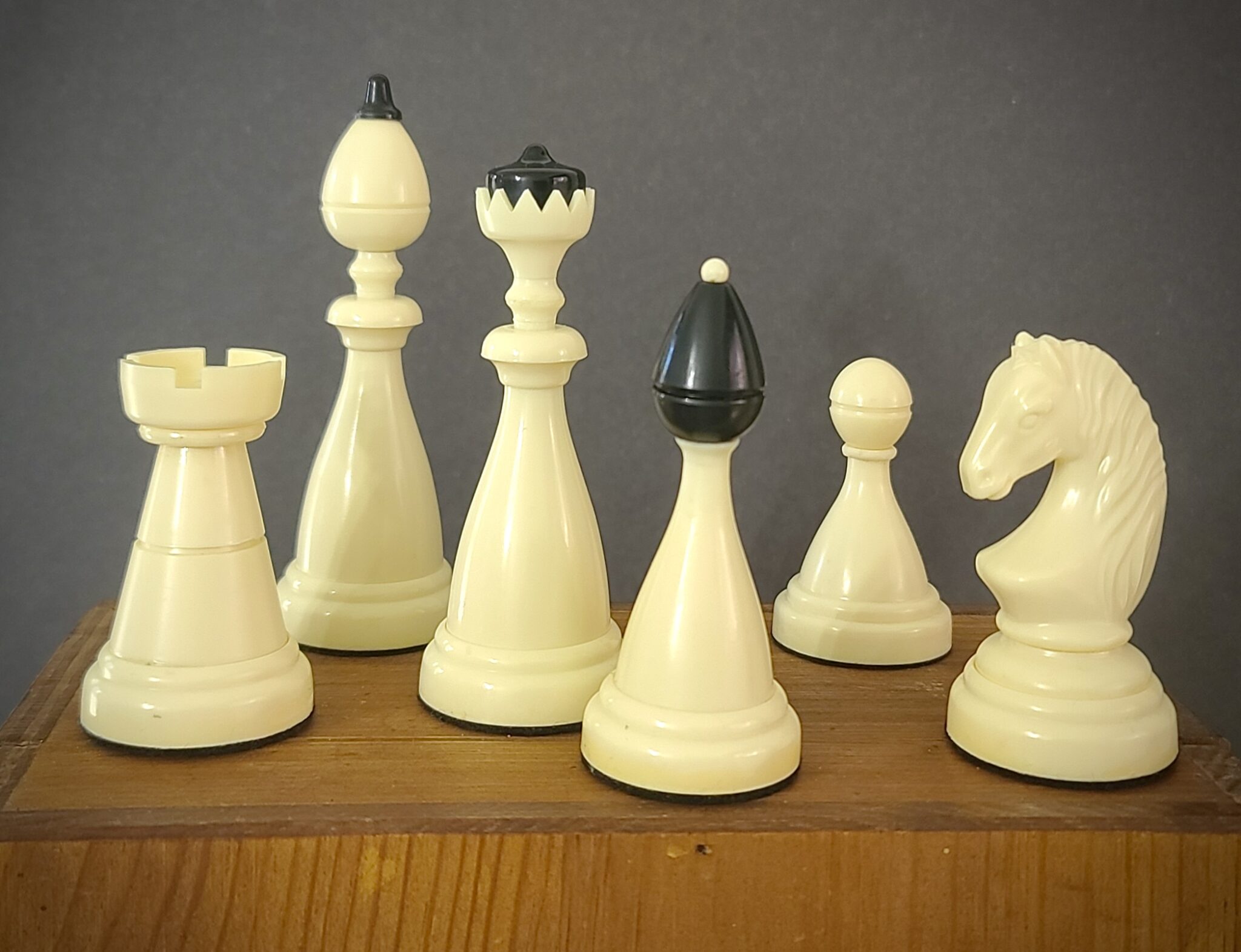 *SOLD* The Bohemian Club: Vintage ‘Sachy Klubove’ Czech Plastic Chess ...