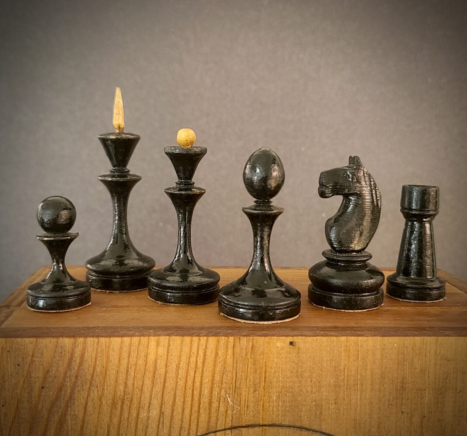 Stabulum Victores (‘Champions of the Dorm’); Soviet ‘Averbakh Style ...